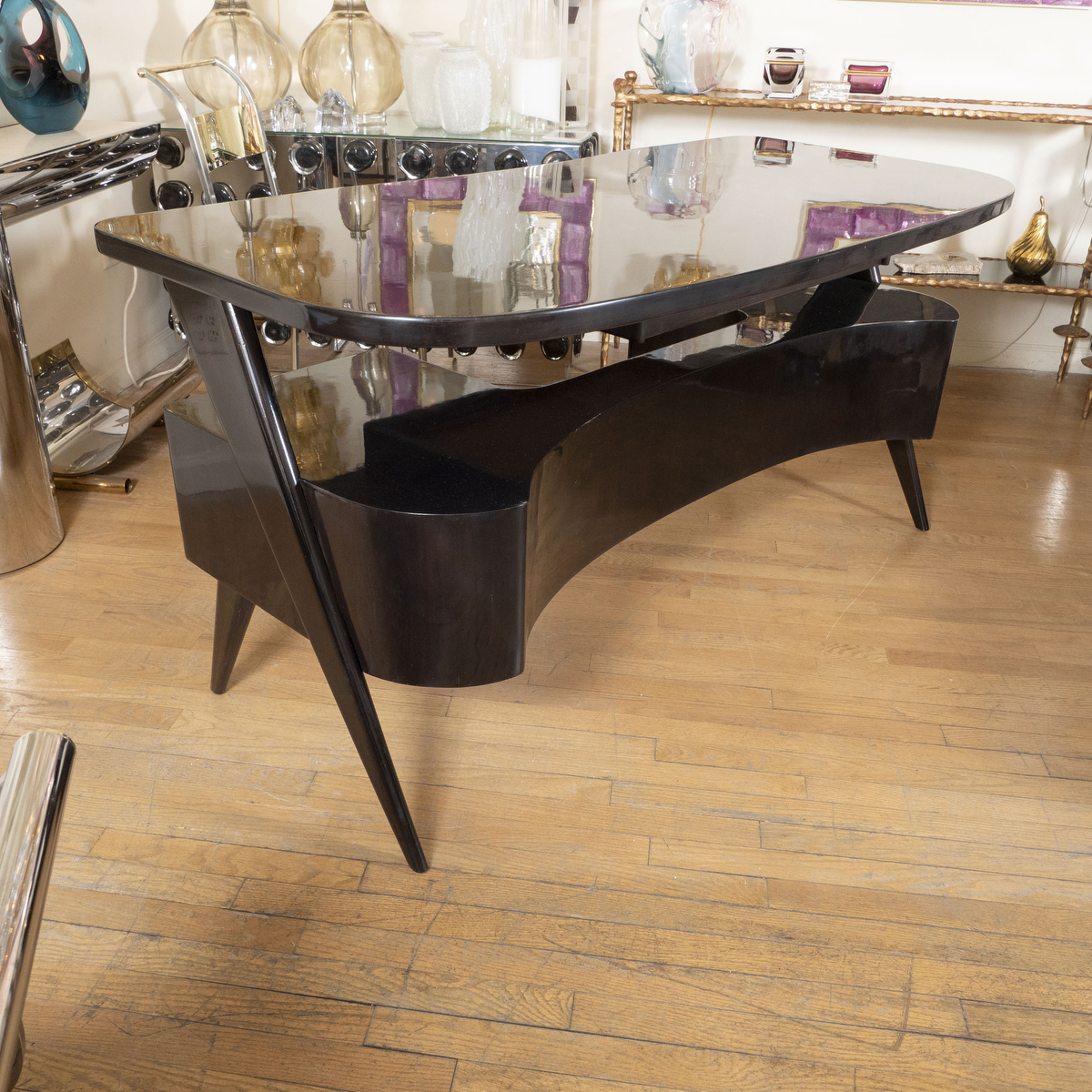 Modernist lacquered wood executive desk | Desks | John Salibello