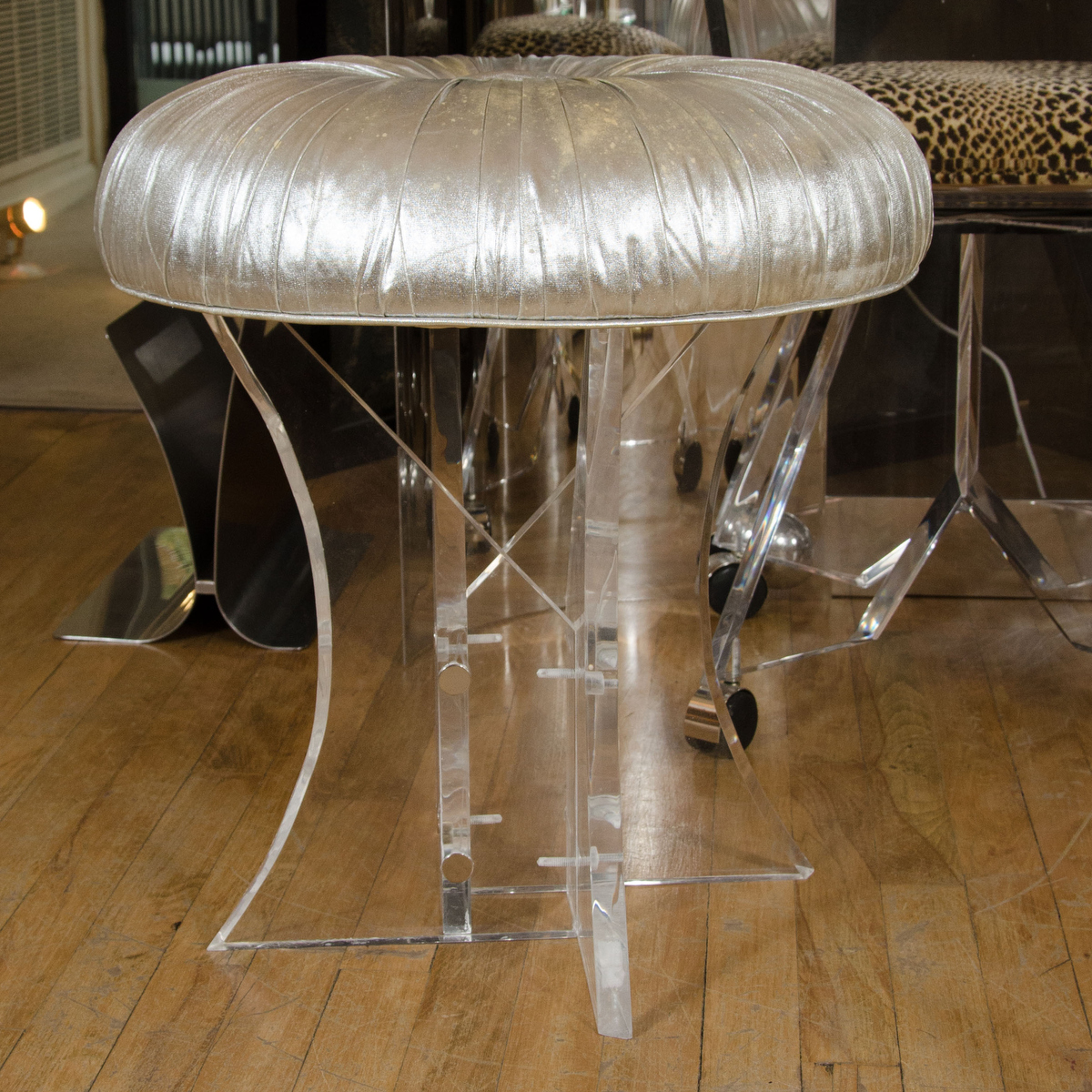 Round lucite vanity stool | Stools | John Salibello